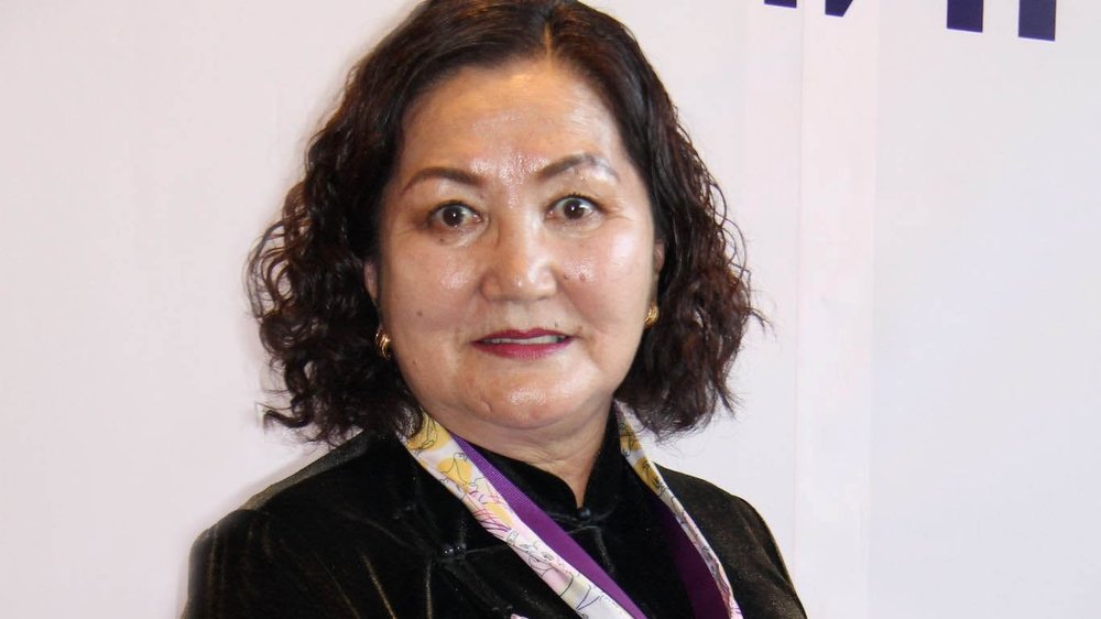 Д Оюунбилэг Эмэгтэйчүүдийн улс төрийн манлайлал нь бусдад нөлөөлөх ур чадвар юм